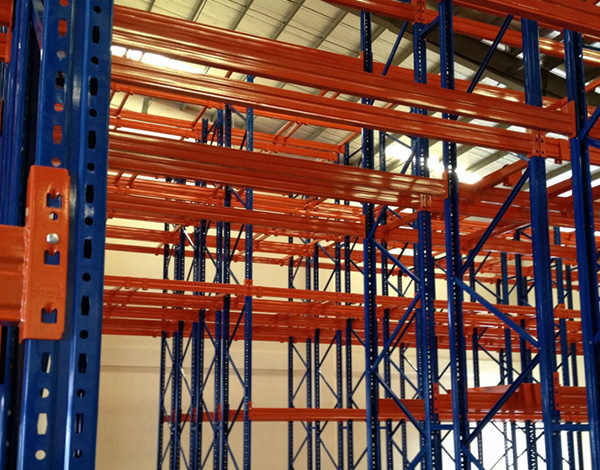How to install pallet racking? - WLD How to install pallet racking? - WLD